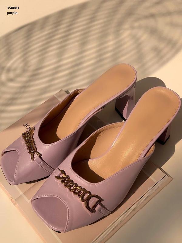 Шльопанці жіночі — ціна 375 грн у каталозі Шльопанці Купити жіночі речі