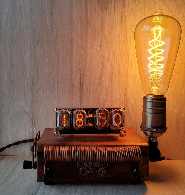 Nixie Clock ламповий годинник лампа у стилі Loft Classic — ціна 4200 грн у каталозі Годинники