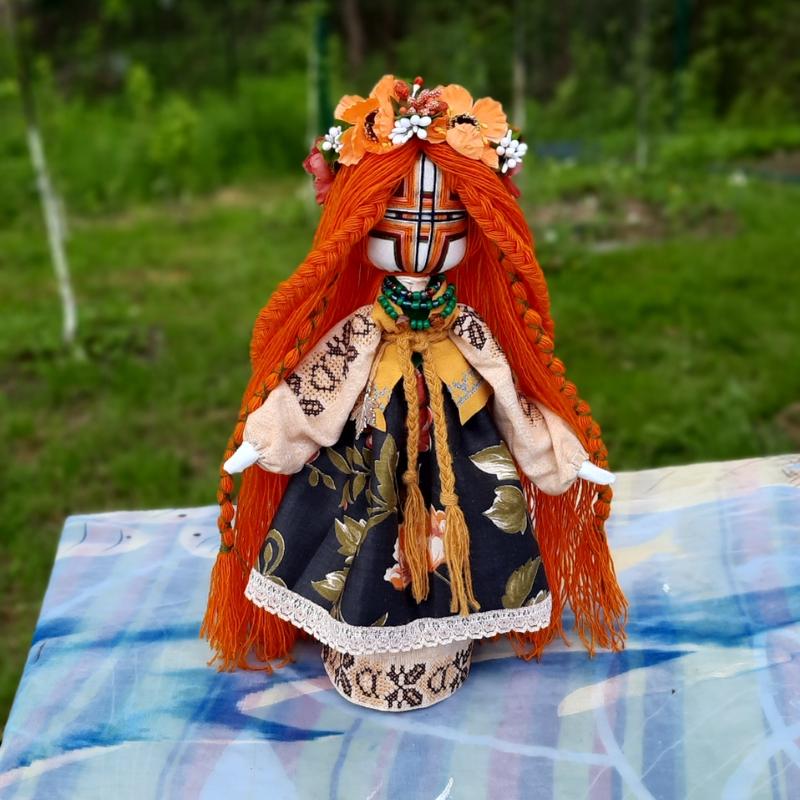 Кукла мотанка рыжеволосая красавица — цена 1400 грн в каталоге Интерьерные куклы Купить товары