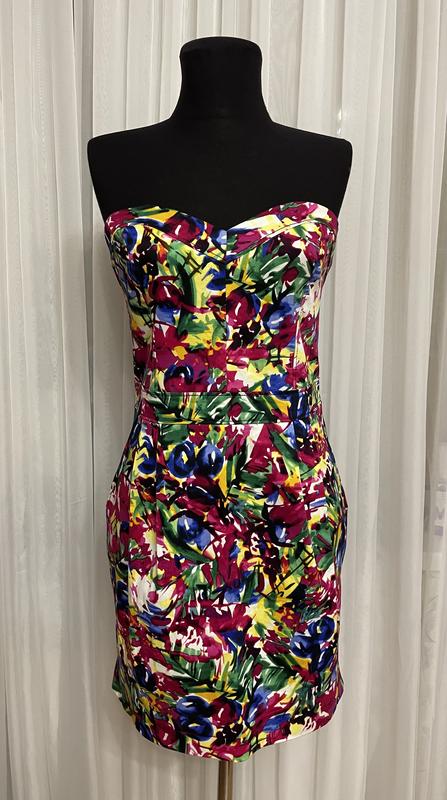 Плаття — ціна 200 грн у каталозі Короткі сукні Купити жіночі речі за доступною ціною на Шафі