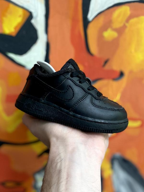 Nike кроссовки 22 размер детские кожаные чёрные оригинал — ціна 360 грн ...