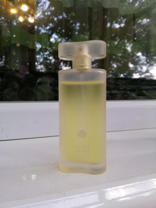 Estee lauder pure white linen store