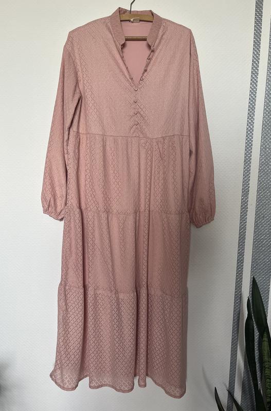 Сукня міді — ціна 650 грн у каталозі Сукні міді Купити жіночі речі за доступною ціною на Шафі