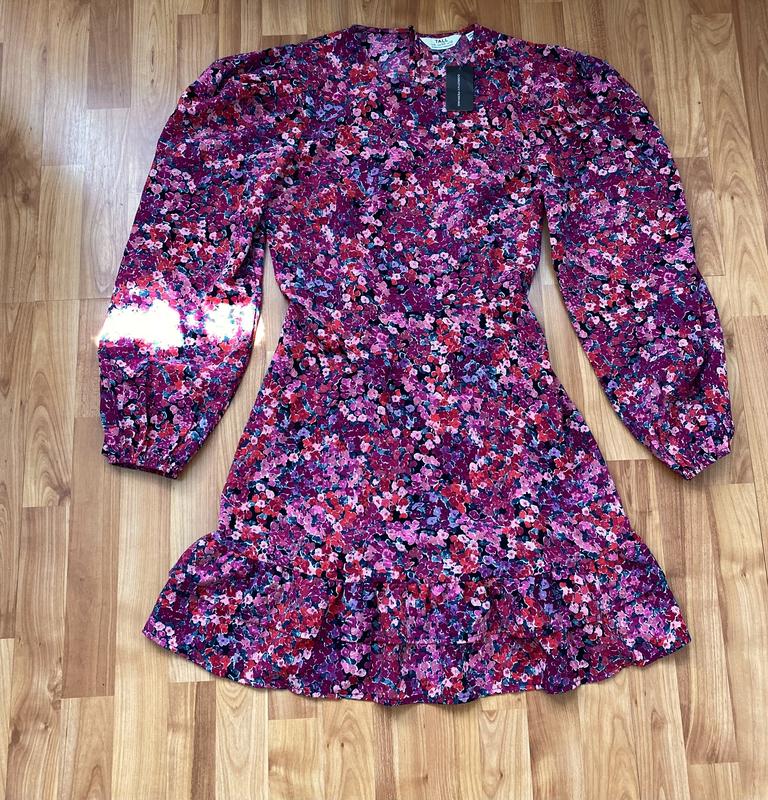 Плаття в квітковий принт — ціна 600 грн у каталозі Короткі сукні Купити жіночі речі за доступною