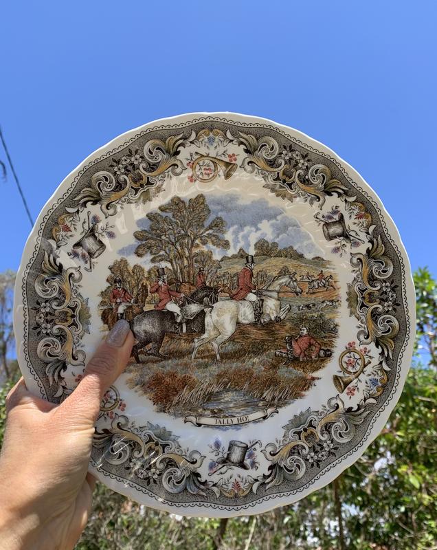 Вінтажна колекційна фаянсова тарілка бренда Churchill англія — ціна 580 грн у каталозі Тарілки