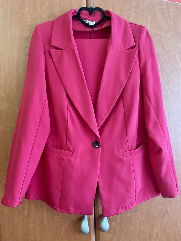 Яскравий брючний костюм — ціна 650 грн у каталозі Брючні костюми Купити жіночі речі за доступною