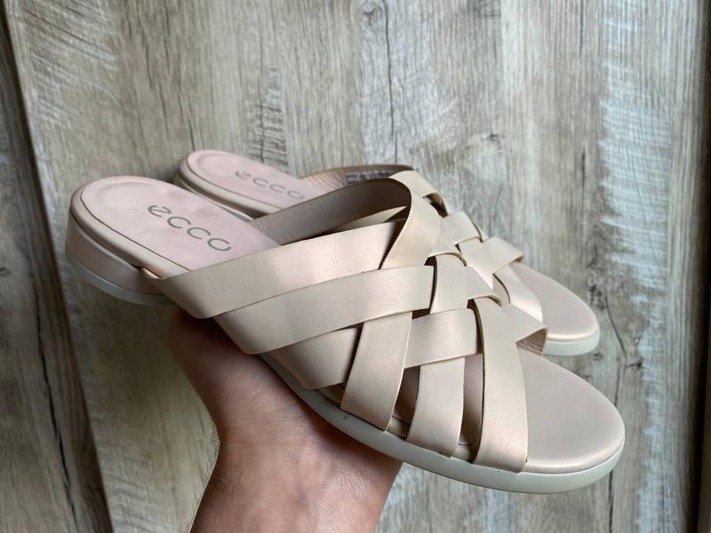 Кожаные шлепанцы босоножки Ecco — цена 650 грн в каталоге Шлепанцы Купить женские вещи по