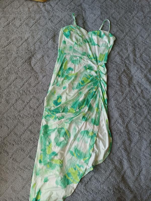 Сукня міді — ціна 150 грн у каталозі Сукні міді Купити жіночі речі за доступною ціною на Шафі