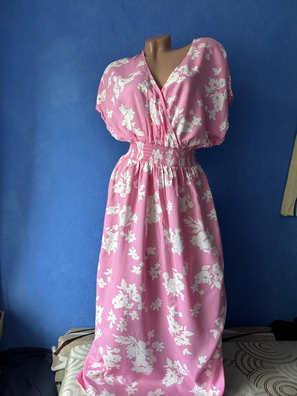 Красива сукня — ціна 349 грн у каталозі Сукні міді Купити жіночі речі за доступною ціною на Шафі