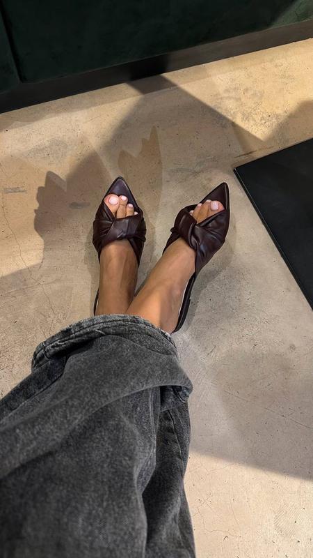 Шльопанці — ціна 1100 грн у каталозі Шльопанці Купити жіночі речі за доступною ціною на Шафі