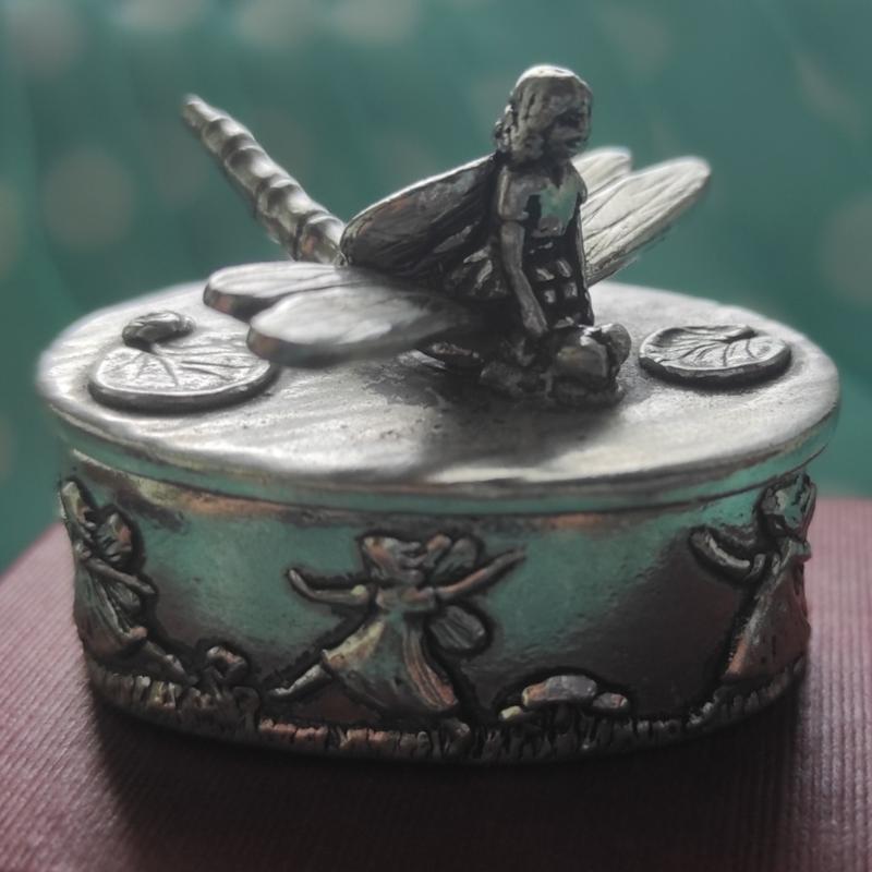 Шкатулка коробочказубная фея — цена 600 грн в каталоге Шкатулки Купить товары для дома и быта