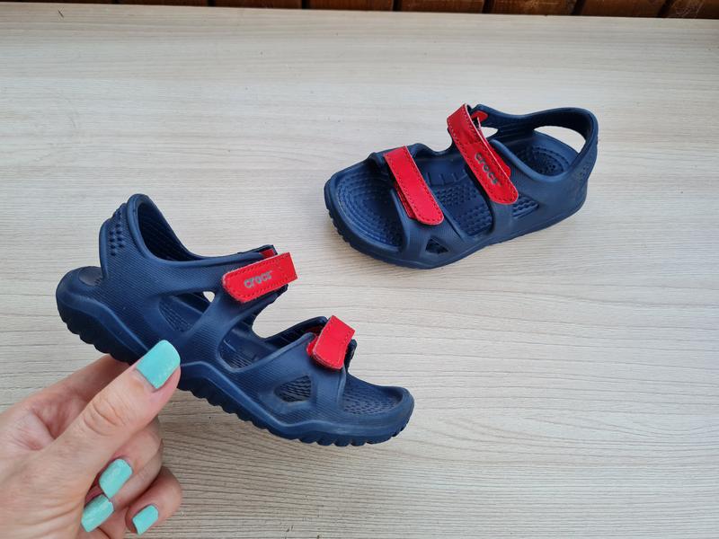 Босоножки Crocs сандалии Crocs босоножки Crocs — цена 900 грн в каталоге Босоножки и сандали