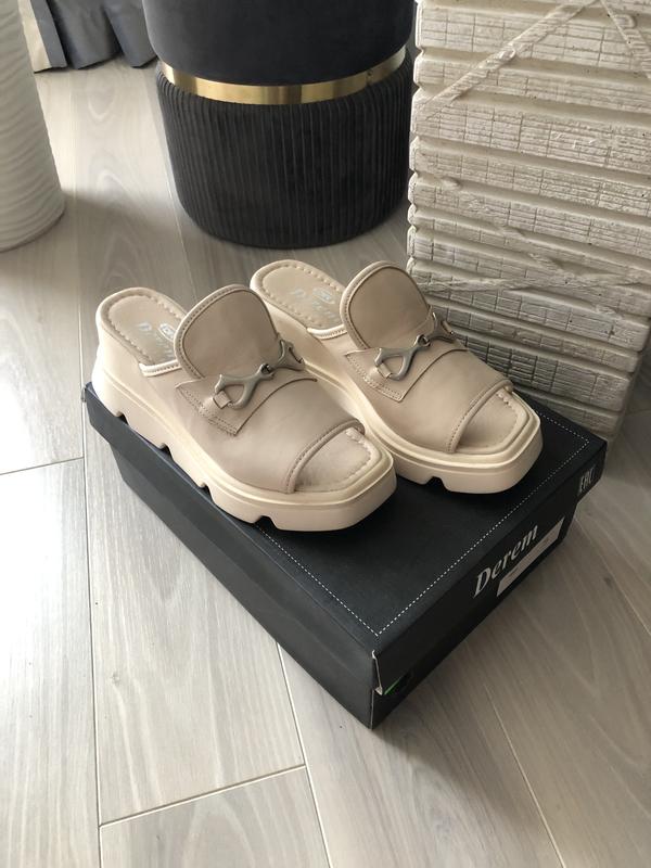 Шлепанцы — цена 700 грн в каталоге Шлепанцы Купить женские вещи по доступной цене на Шафе