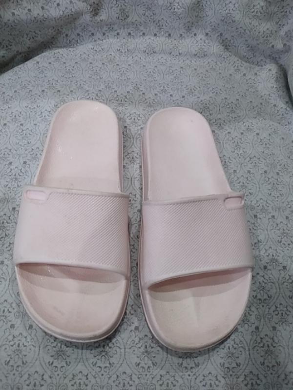 Шлепанці — ціна 200 грн у каталозі Шльопанці Купити жіночі речі за доступною ціною на Шафі