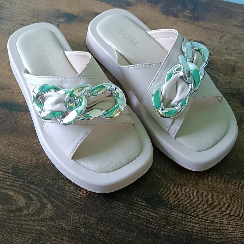 Кожаные шлепки 40размер — цена 402 грн в каталоге Шлепанцы Купить женские вещи по доступной цене