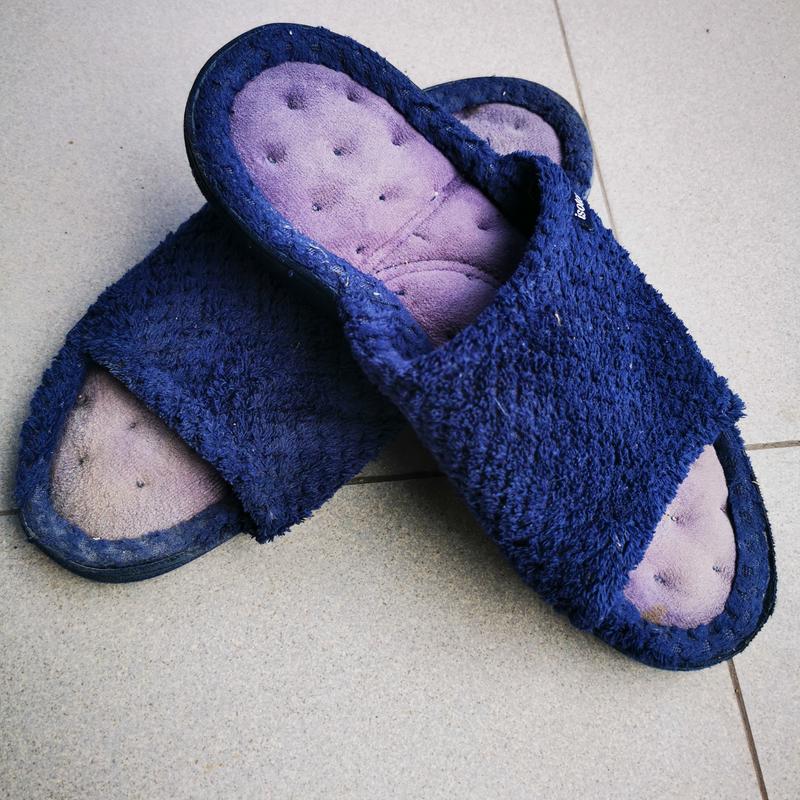 Капці жіночі — ціна 130 грн у каталозі Капці Купити жіночі речі за доступною ціною на Шафі