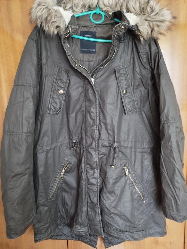 Парка жіноча — ціна 120 грн у каталозі Куртки Купити жіночі речі за доступною ціною на Шафі