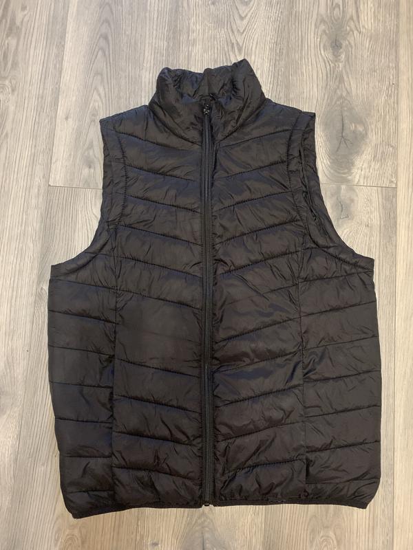 Желетка — ціна 50 грн у каталозі Жилетки Купити жіночі речі за доступною ціною на Шафі Україна