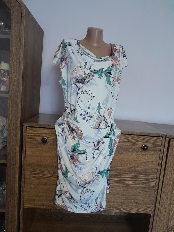 Плаття 👗 на підкладці — ціна 180 грн у каталозі Сукні міді Купити жіночі речі за доступною ціною