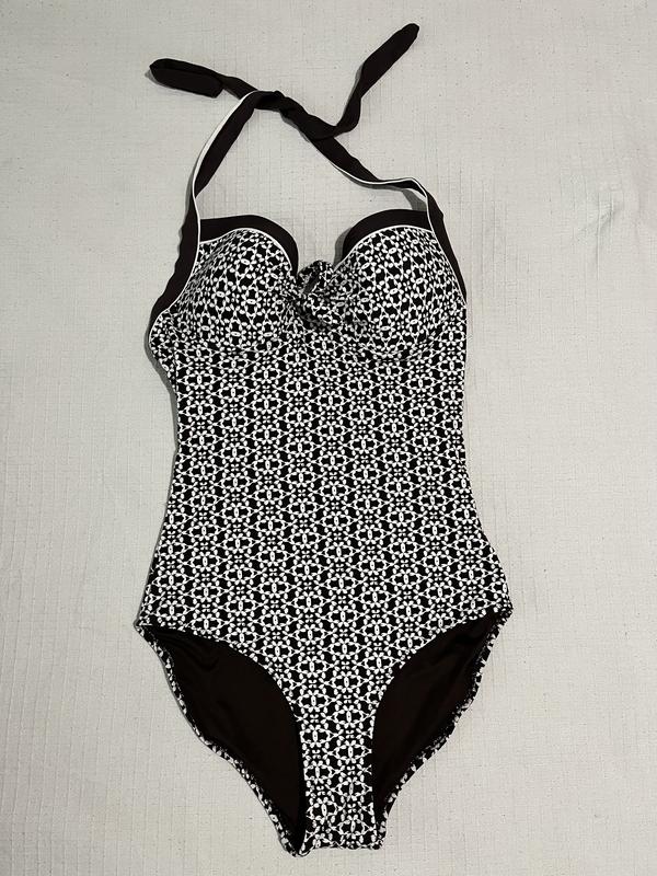 Суцільний купальник — ціна 240 грн у каталозі Купальники Купити жіночі речі за доступною ціною