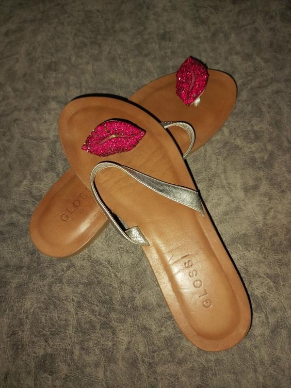 Шлепанці — ціна 200 грн у каталозі Шльопанці Купити жіночі речі за доступною ціною на Шафі