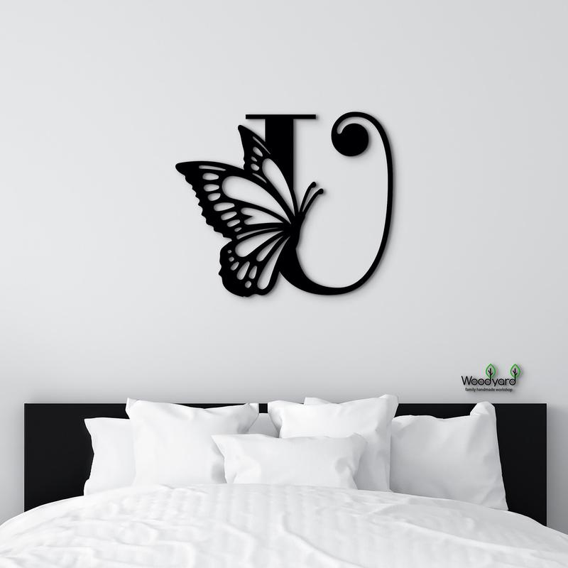 Панно буква U 15x18 см картины и лофт декор из дерева на стену