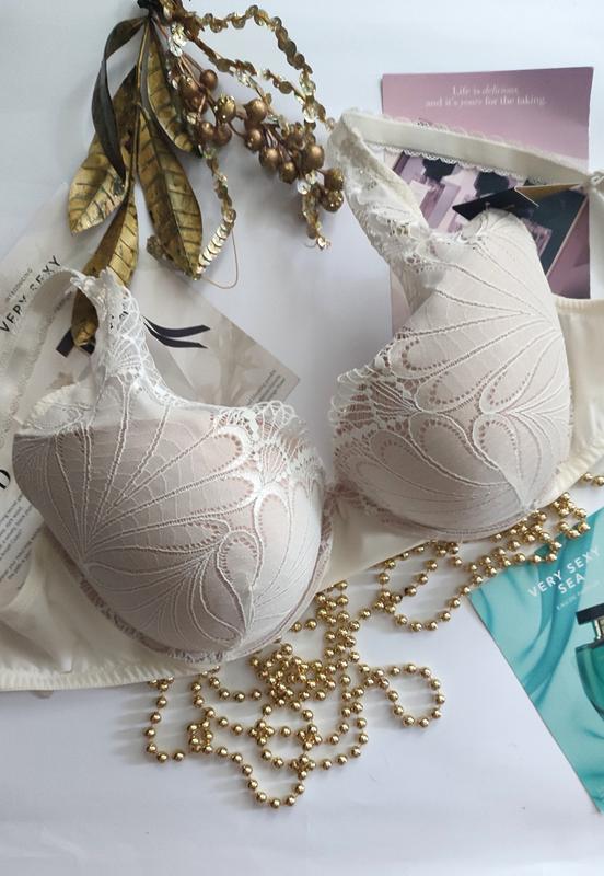 Wonderbra push up store