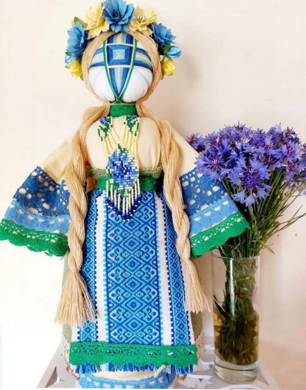 Лялька мотанка волошка — ціна 1400 грн у каталозі Інтерєрні ляльки Купити товари для дому та