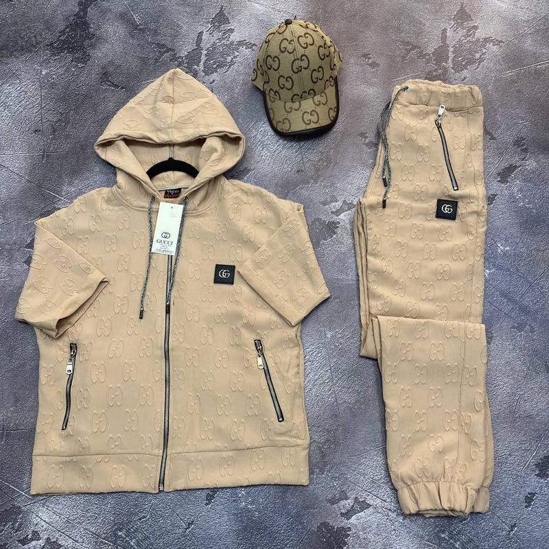 Костюм Gucci — ціна 1640 грн у каталозі Спортивні костюми Купити жіночі речі за доступною ціною