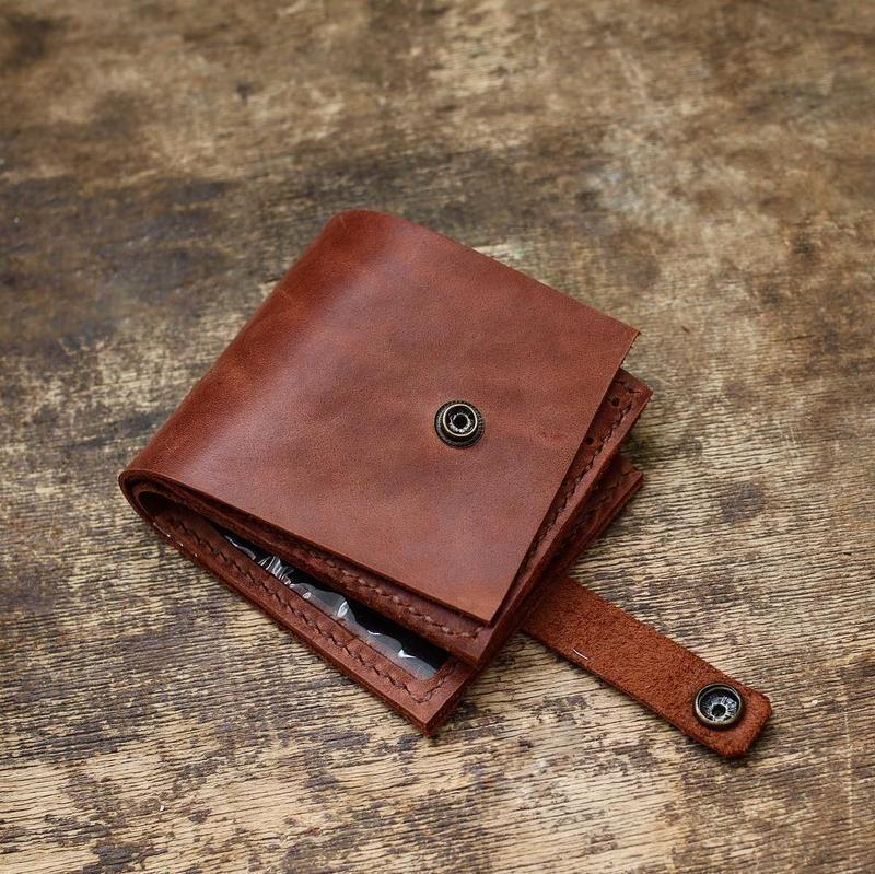 Шкіряний чоловічий гаманець — ціна 600 грн у каталозі Гаманці Купити аксесуари за доступною