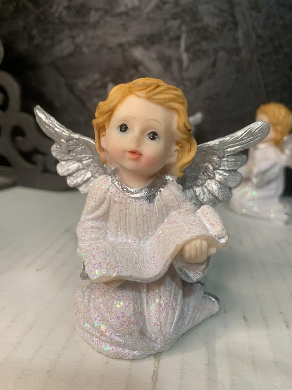 Ангел з книгою статуетка — ціна 120 грн у каталозі Статуетки Купити товари для дому та побуту