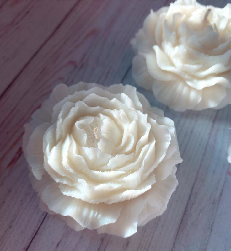 Свічка піон — ціна 125 грн у каталозі Свічки Купити товари для дому та побуту за доступною ціною