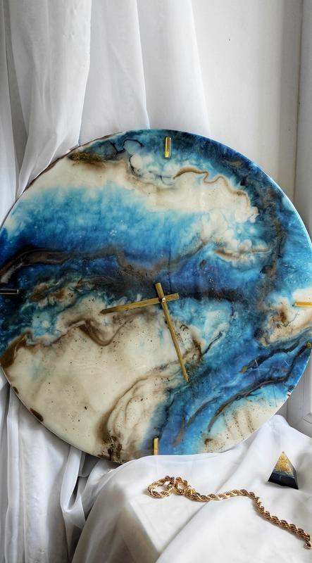 Годинник з епоксидної смоли — ціна 2600 грн у каталозі Годинники Купити товари для дому та