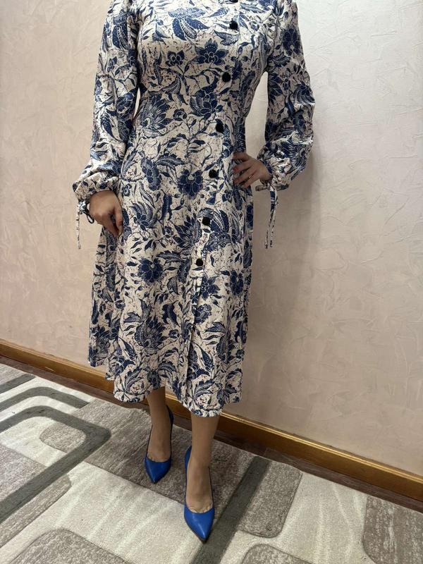 Плаття в квітковий розпис — ціна 415 грн у каталозі Сукні міді Купити ...