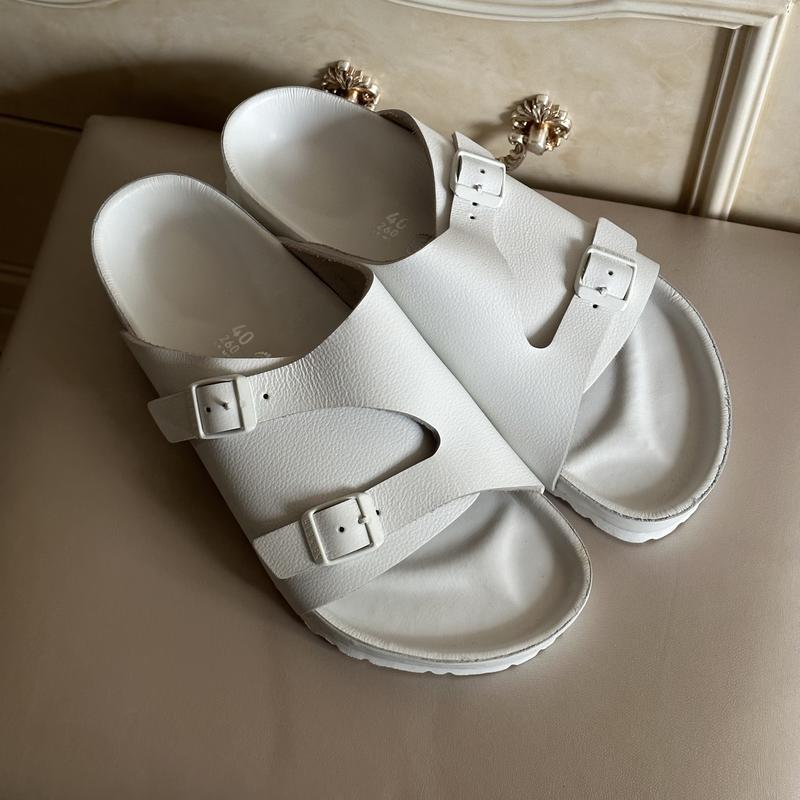 40 р Birkenstock Zurich Leather шлепанцы натуральная кожа — цена 4300 грн в каталоге Шлепанцы