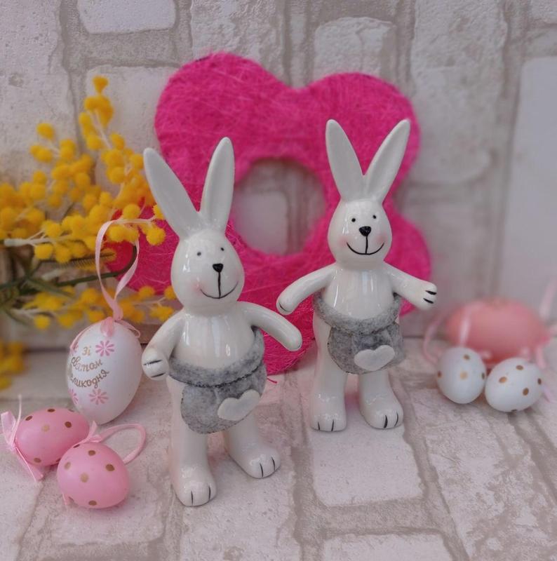 Статуетка із кераміки великодній кролик H 17 см — ціна 304 грн у каталозі Статуетки Купити