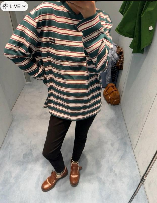 Стильний логнслів у смужку в стилі Miu Miu — ціна 2300 грн у каталозі Лонгсліви Купити жіночі