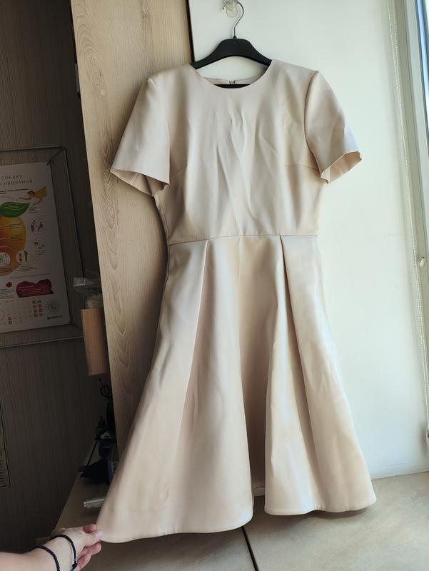 Сукня з кишенями Cos нарядна з цупкої тканини — ціна 1300 грн у каталозі Короткі сукні Купити