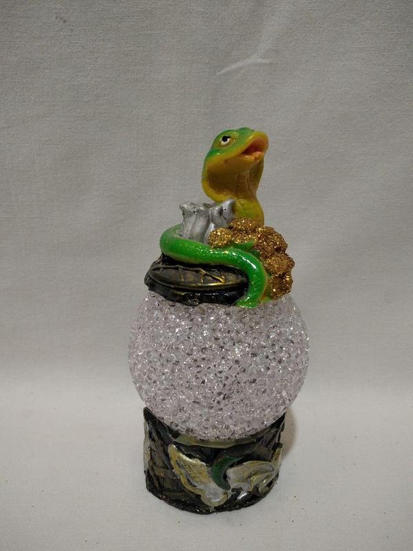 Змея символ 2025 года статуэтка декор сувенир подарок — цена 171 грн в каталоге Статуэтки