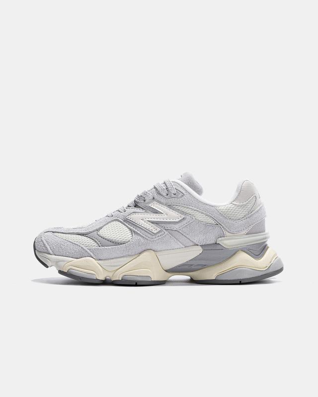Стильні кросівки new balance 9060 quartz grey team cream — ціна 3841 ...