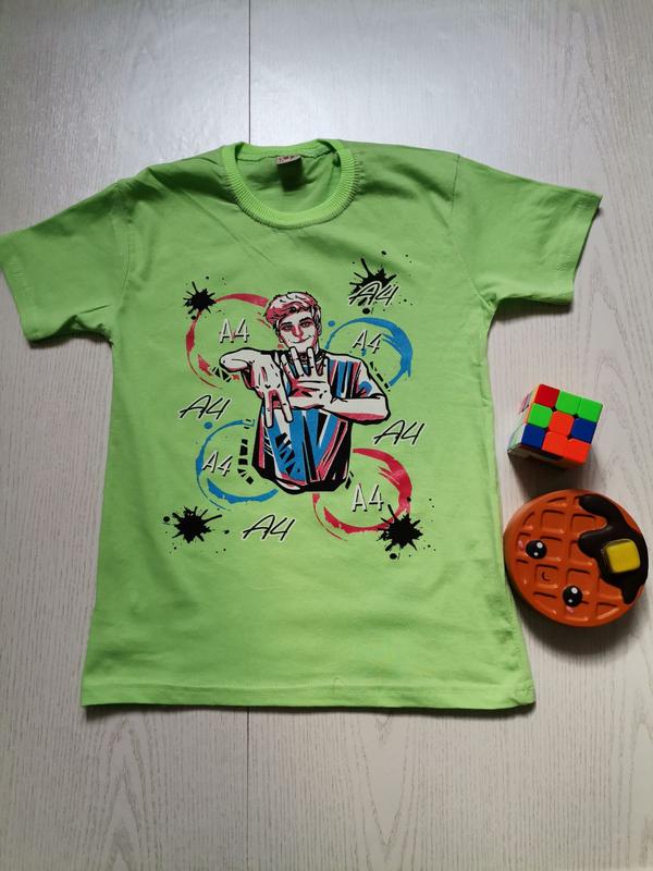 Футболка яскрава дитяча на 9 10 років — ціна 100 грн у каталозі Футболки Купити дитячі речі за