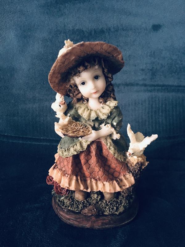 🔥 статуетка 🔥 фігурка вінтажна дівчинка з голубами швеція — цена 160 грн в каталоге Статуэтки