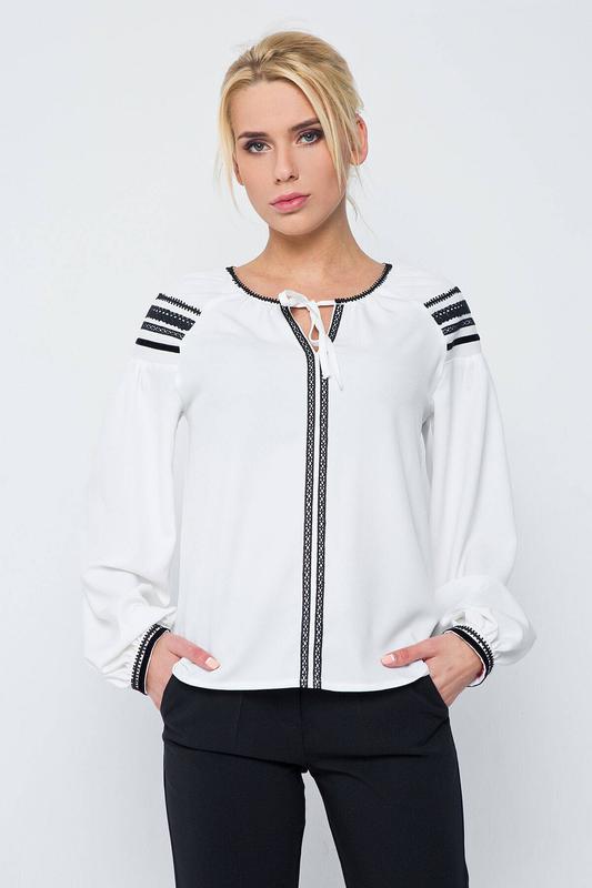 Блуза — ціна 300 грн у каталозі Блузи Купити жіночі речі за доступною ціною на Шафі Україна