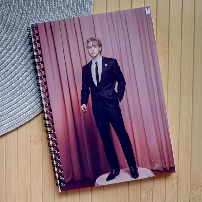 Скетчбук чимін Jimin Bts бтс — ціна 100 грн у каталозі Блокноти Купити