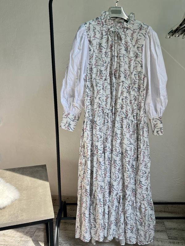 Квіткова сукня — ціна 880 грн у каталозі Сукні міді Купити жіночі речі за доступною ціною на