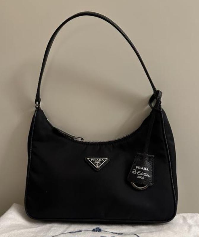 Prada re edition 2000 store
