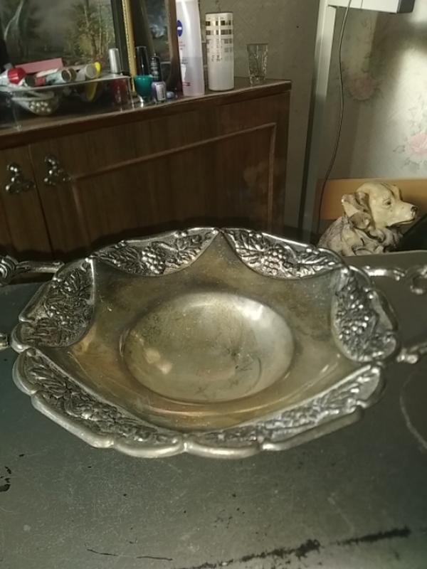 Посеребреная конфетница — ціна 1500 грн у каталозі Вази для цукерок Купити товари для дому та