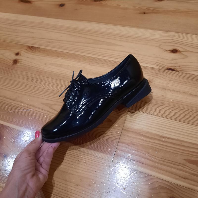 Оксфорди лаковані — ціна 2220 грн у каталозі Оксфорди Купити жіночі