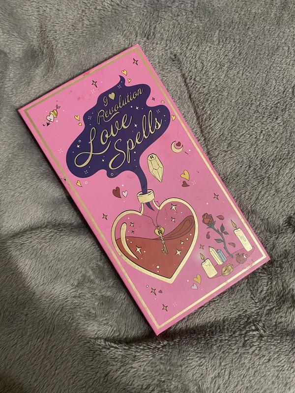 Палетка revolution 🎀 — ціна 350 грн у каталозі Тіні для повік Купити ...