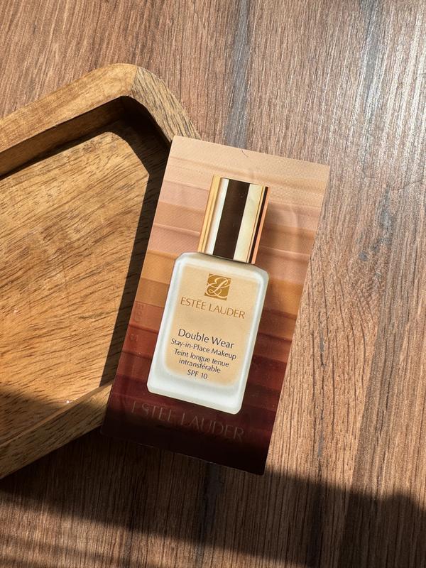 Estee lauder 1w2 store